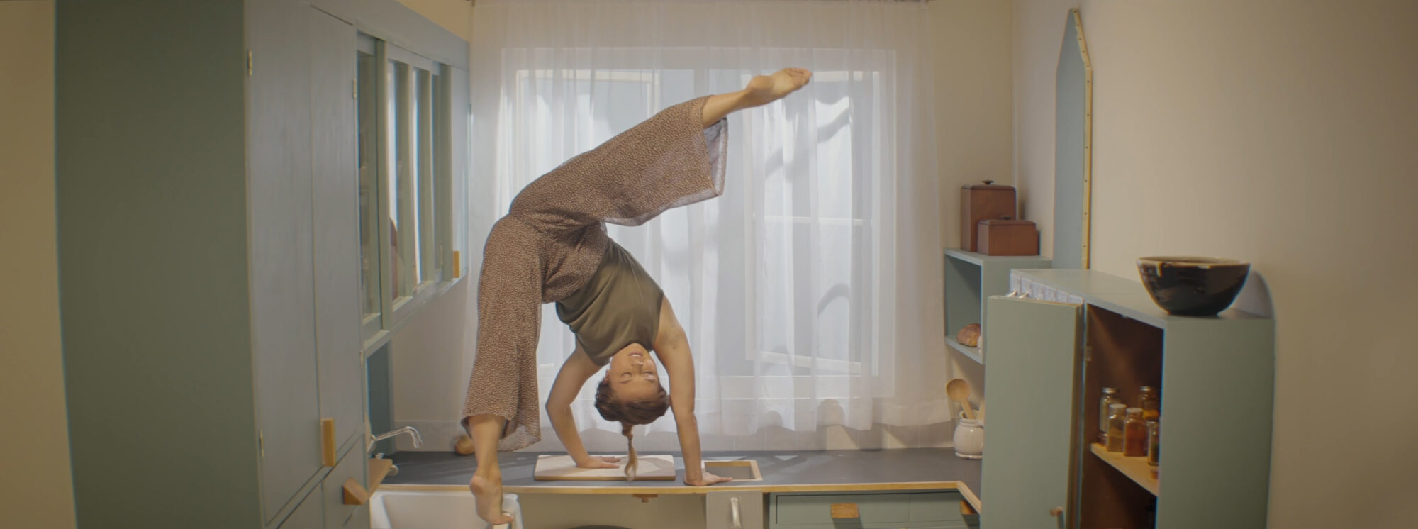 "Kitchen Dance," a film inspired by Mia's iconic Frankfurt Kitchen ...